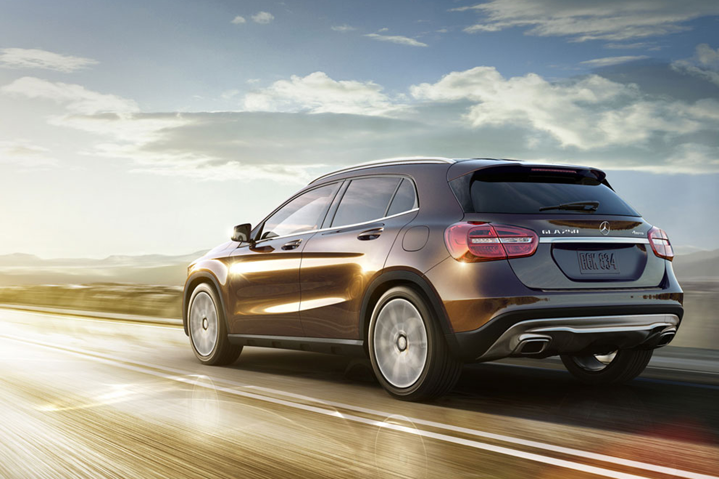 Mercedes Benz Gla Class GLA250 4MATIC 2016 International Price